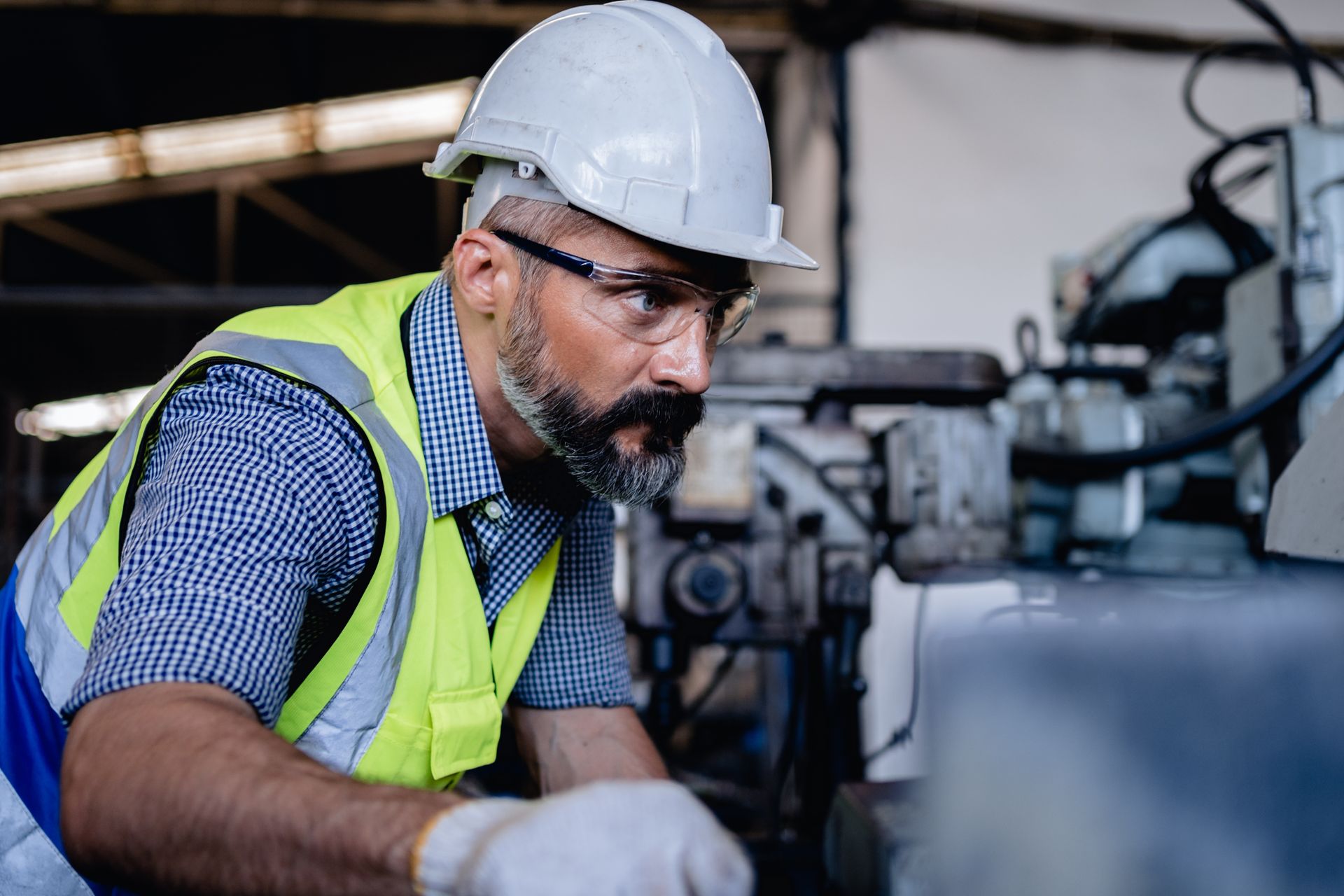 Protecting Your Vision: Guide to Safety Glasses in Construction